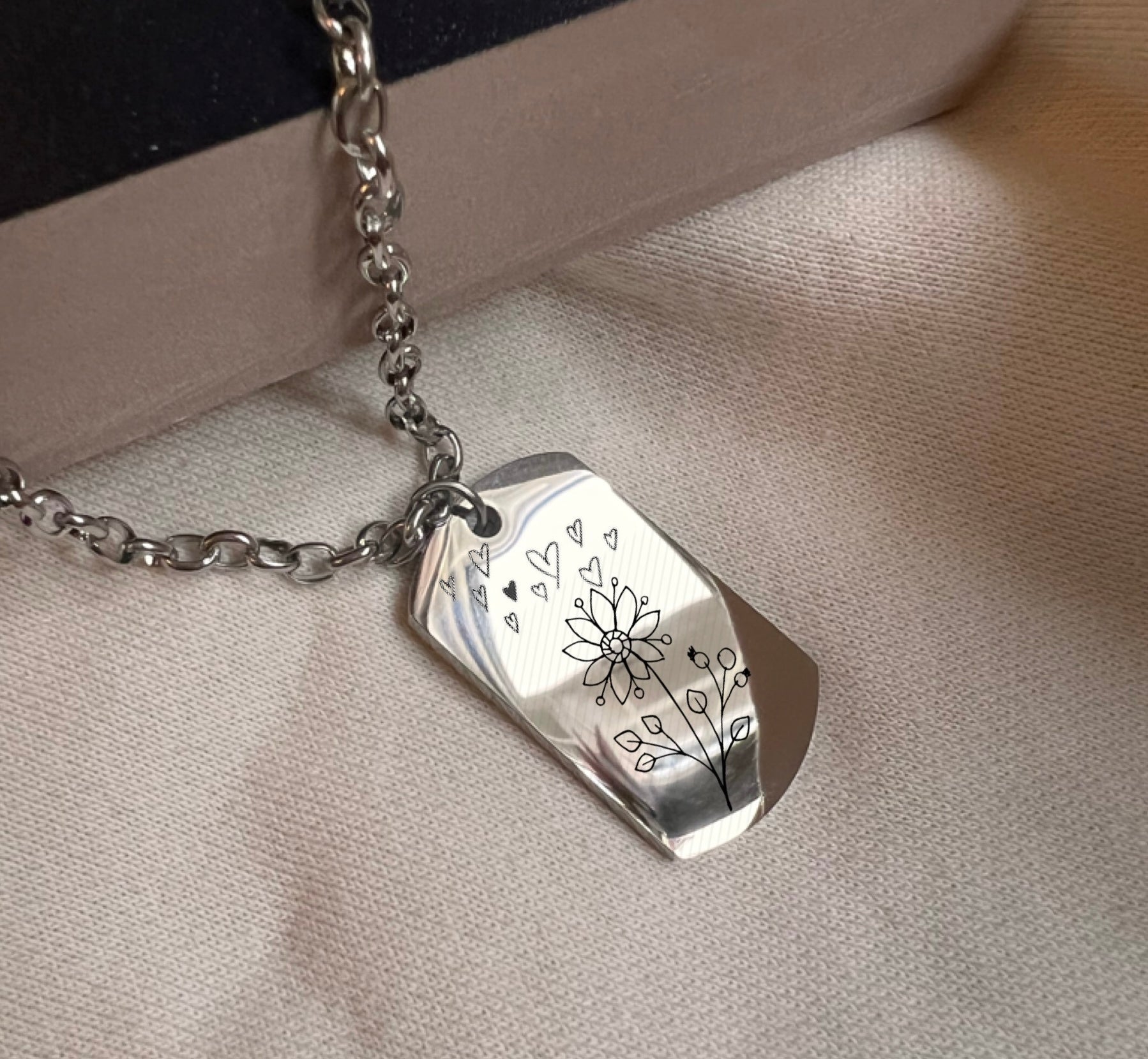 Engraved Drawings Jewellery - Nicky Robin Memorial Jewellery